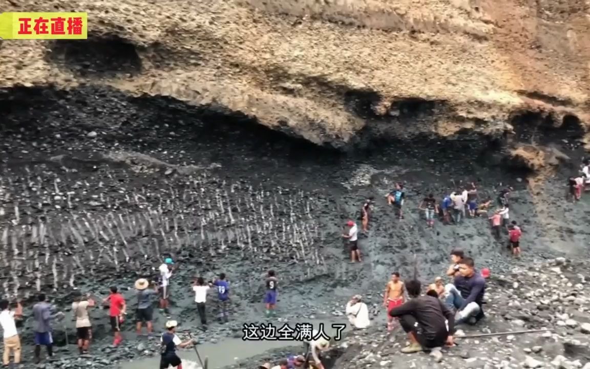 为了生活---缅甸旷工疯狂挖翡翠原石---礦業公司下班,會留兩個小時給...