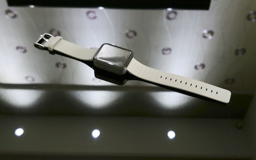 它不是年轻人的第一块智能手表——小米手表 月度体验