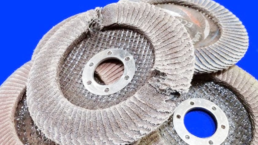 磨片机上的沙轮片坏了怎么办?看牛人这样操作,就可以正常工作了