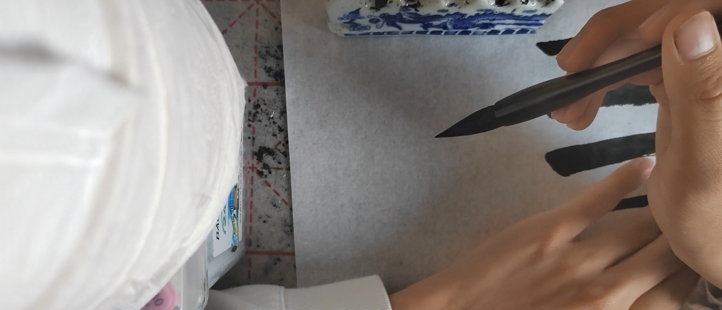 【毛笔书法教程】欧阳询楷书调锋注意事项:一定要学会一笔到位,不要...