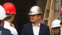 安全帽可以分级别,那这银色是什么职位?