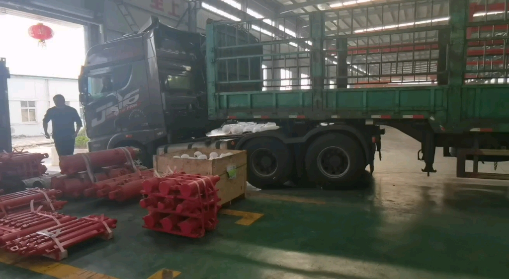 专业生产矿用综采支架立柱千斤顶15621333996