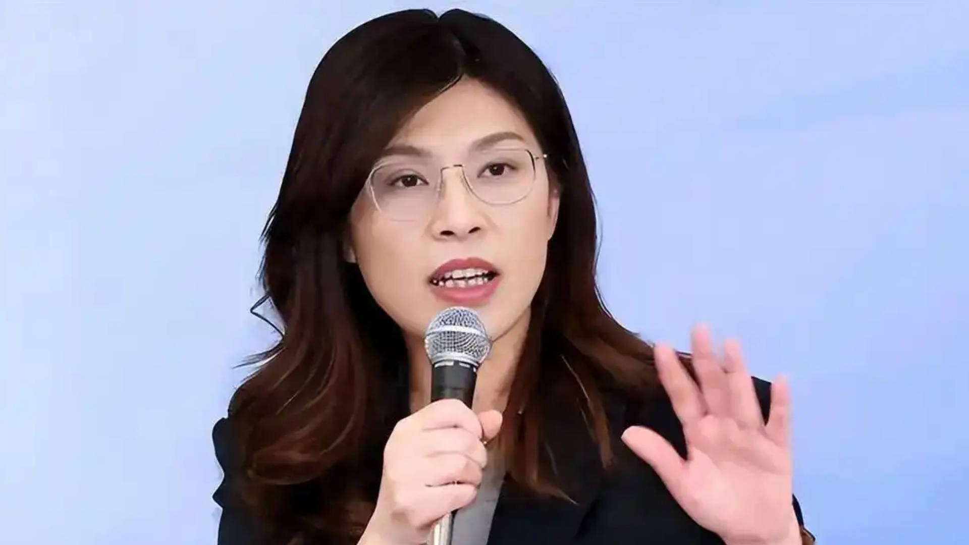 郑丽文回应4月访问大陆