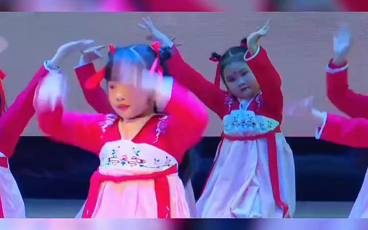幼儿毕业古典舞蹈丨《桃花笑》幼儿园古典舞蹈完整版丨幼儿园创新...
