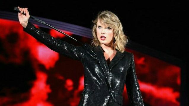 回顾Taylor Swift 出道10年获得10座格莱美