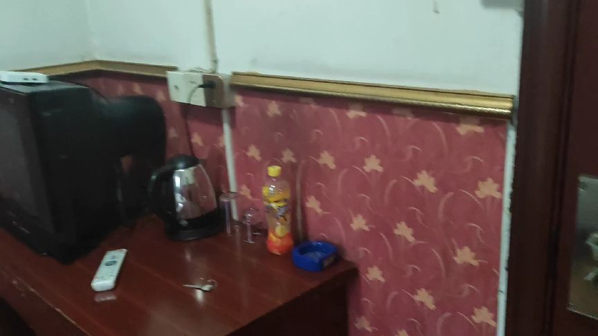 今天到了永安,电动三轮车没有电了找了个旅馆60住宿+10元充电钱