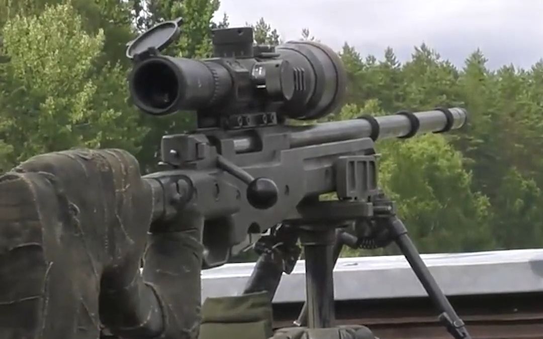 【单兵装备】- 长得像AWM的瑞典PSG-90狙击步枪