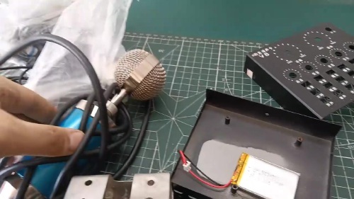 v8声卡电容麦失灵故障维修方法讲解