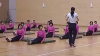 单肩后滚翻