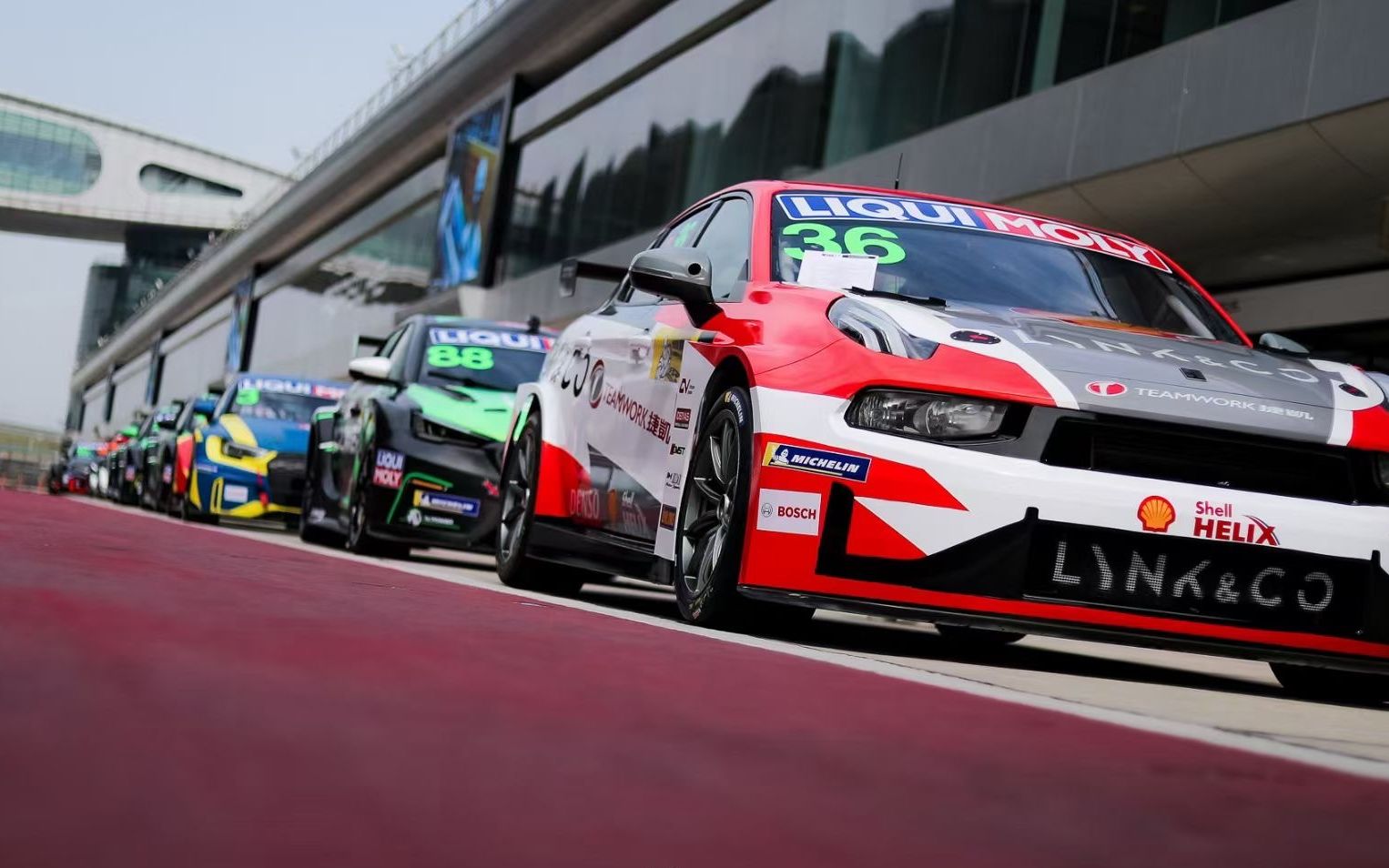 ...汽车场地职业联赛(中国房车锦标赛) TCR组 第一站 上海国际 第一回合