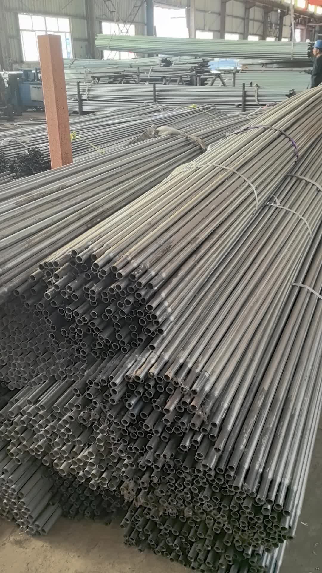 #拱棚支架 #西瓜棚钢架 #拉杆 #大棚钢管 #6分管