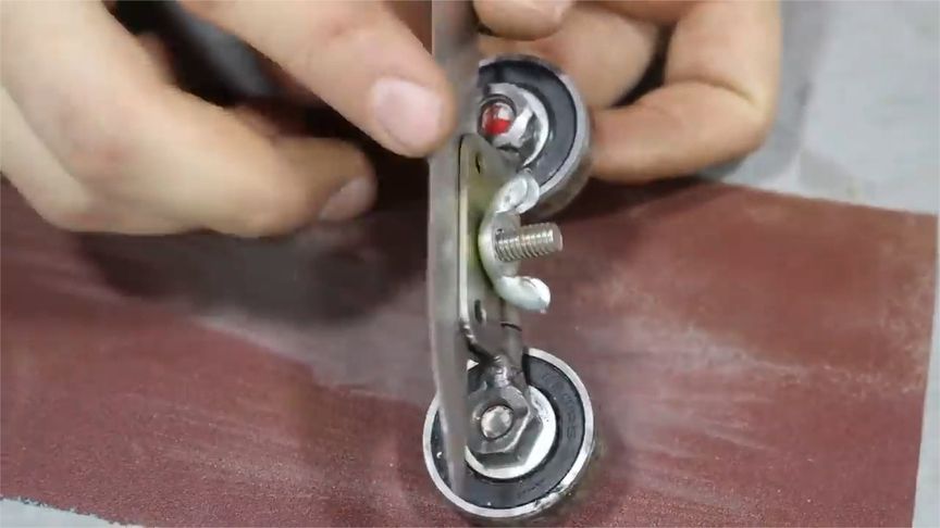 1分钟教你做个简单好用的定角磨刀器