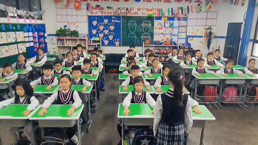 活力四射的三年级室内课间操来啦