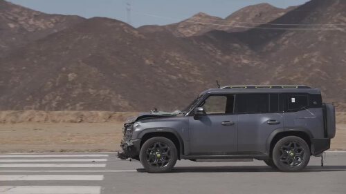 时速60撞大墙?电池直接泡水里?新能源汽车就该这么测试