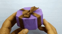 手把手教你礼物盒的折法, 简单又实用, 只要两张纸就行, 折纸大全