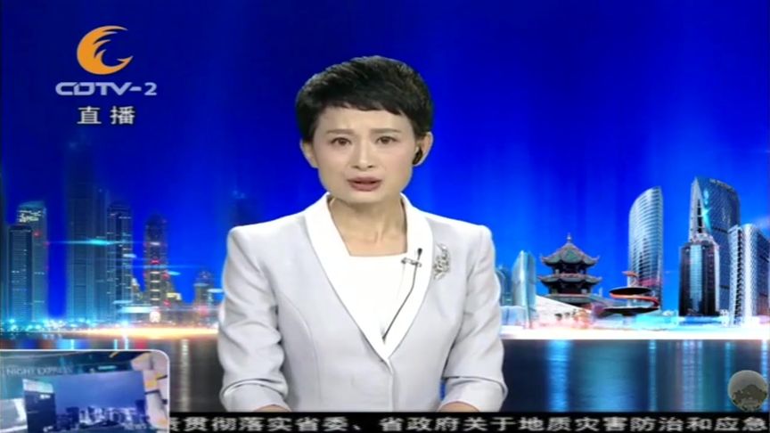 30多名小学生排着队被班长殴打,事件始末回顾