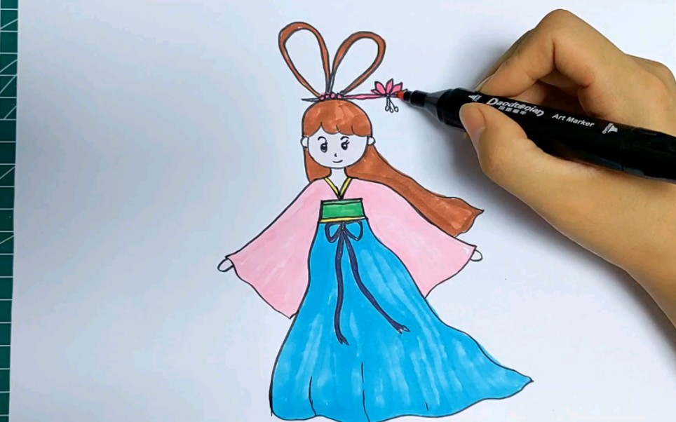 和爸爸比赛画嫦娥,嫦娥简笔画,儿童画,创意画,马克笔画,少儿创意美术