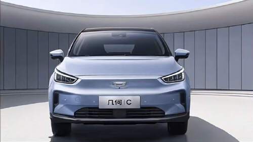 新款几何C价格大跳水!比老款直降数万,纯电SUV性价比之王易主