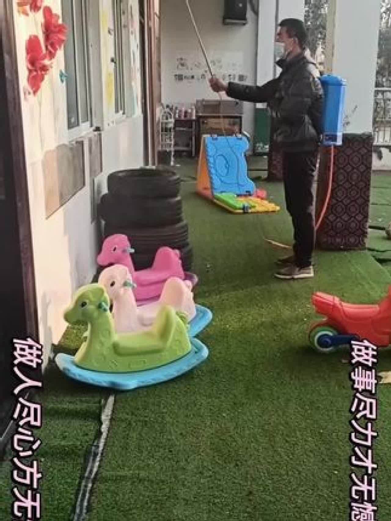...拉撒,参加各会议组织会议,活动策划迎接检查,数据汇总…学校缺人啊