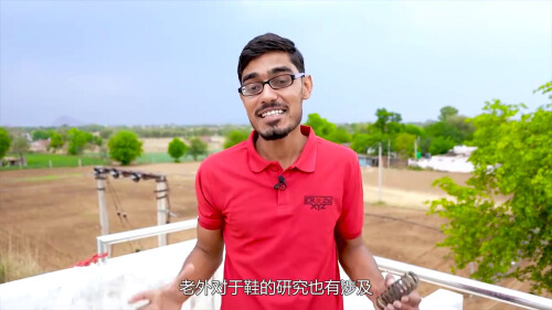 奇妙的新型弹簧鞋?小哥好奇实验,上脚的瞬间意想不到!