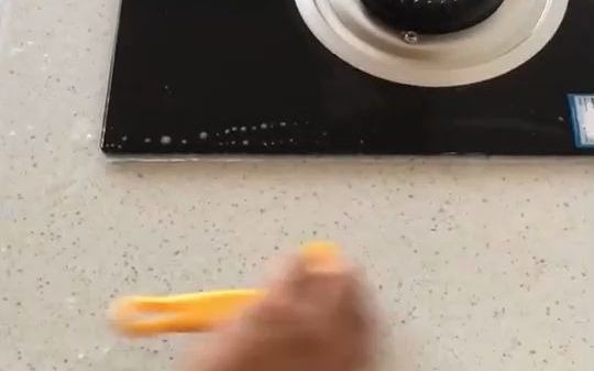 厨房灶台贴膜教程