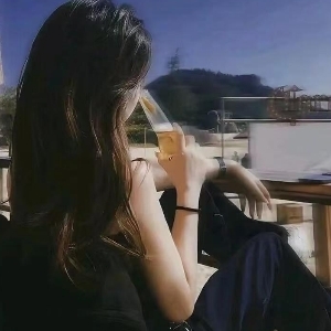 戒碳水不吃饼 