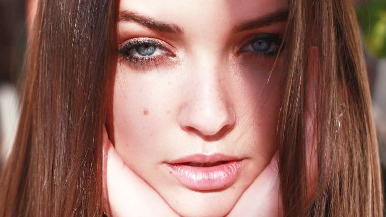 「张师傅摄影后期课堂」人像篇-教你用ps修复痘痘神技能