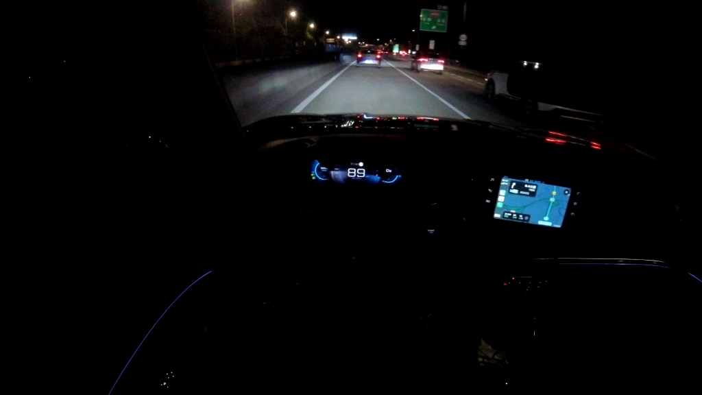 标致2008(P24)催眠夜间游车河-Conti的MC5胎噪确实小一点