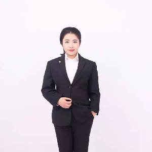 心理咨询师张银玲 