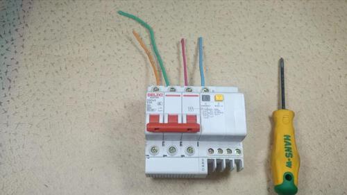 3相漏保上，黄，绿，红，蓝色电线，分别代表什么线？