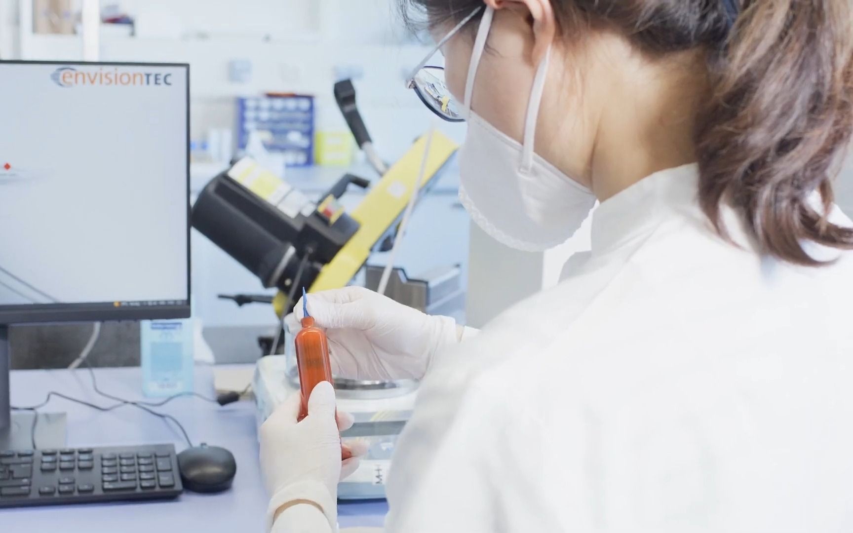 汉诺威医学院3D生物打印耳朵植入物案例研究