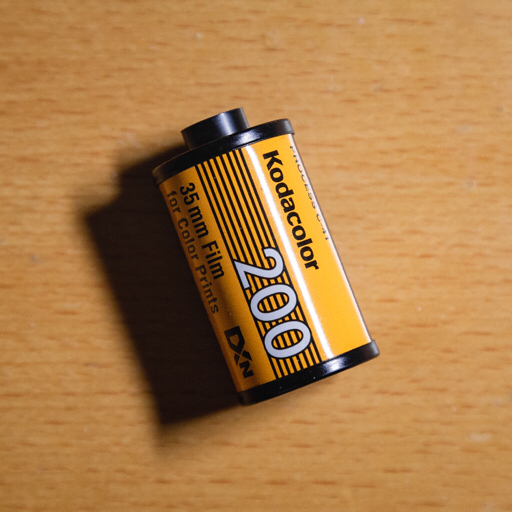 18岁相机想买新镜头 