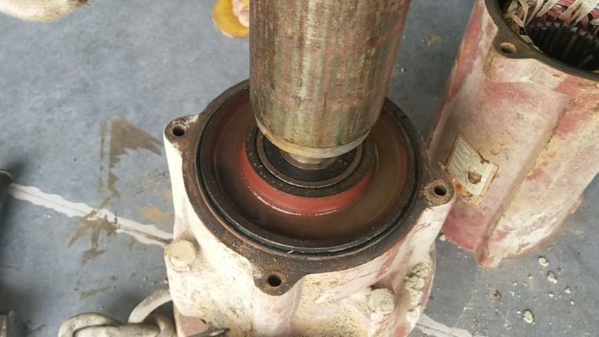 污水泵进水瞬间短路,如何防水,选择机械密封很关键