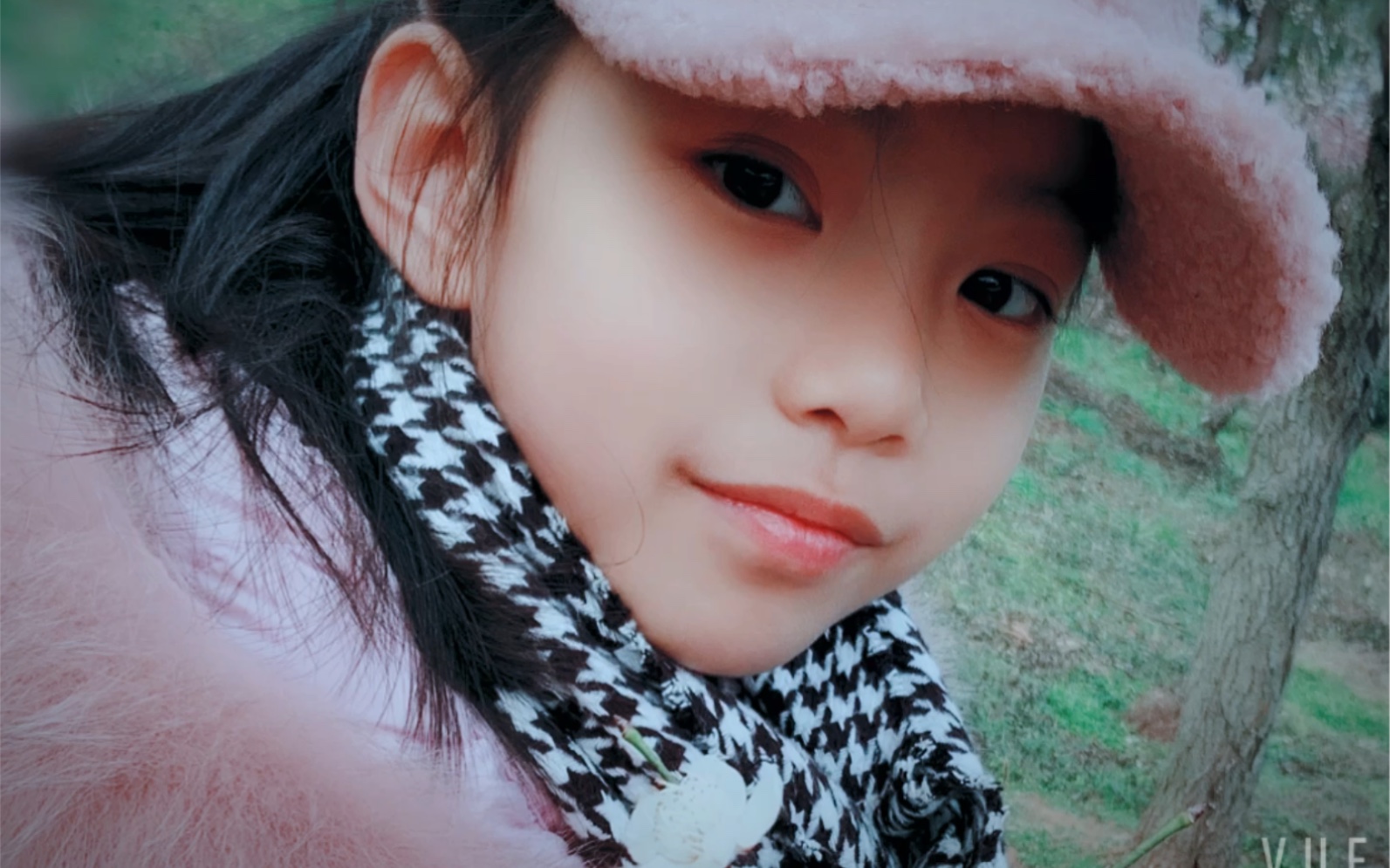 ….个个花开淡墨痕….独角兽又僖春游梅花山…