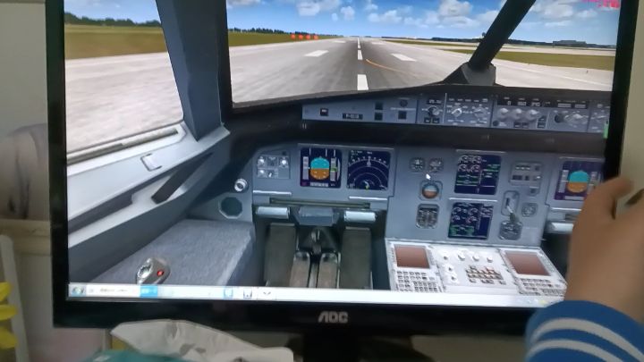 空客a321模拟飞行,建议新手玩活塞发动机,下一期发滑翔机模拟