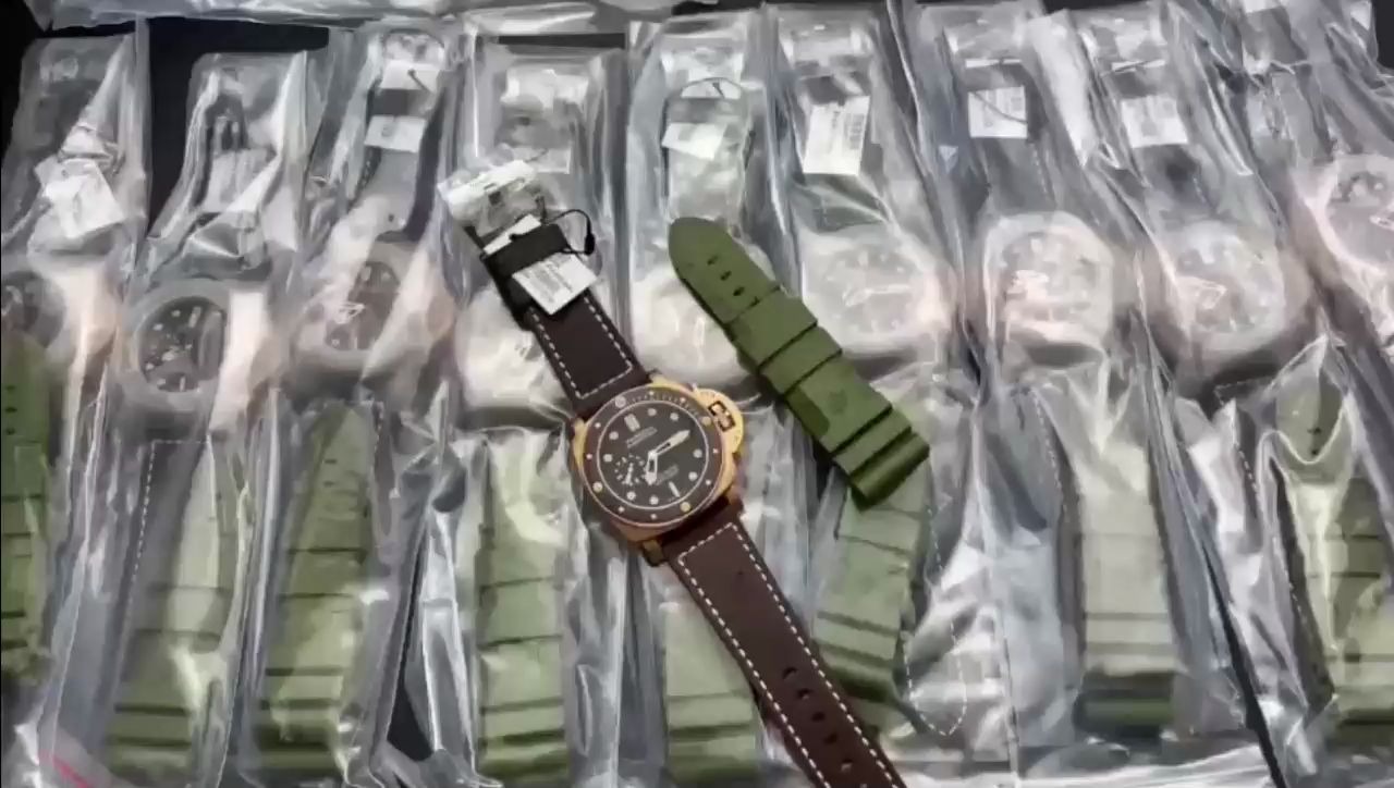 ...劳力士绿水鬼怎么调日历调时间如何使用延长扣jf厂爱彼广州表多少钱