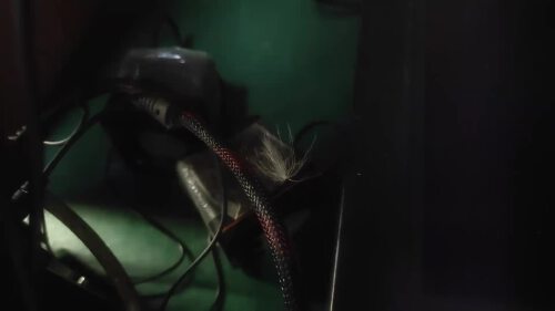 电脑开机有进系统声音但屏幕不显示故障原因分析探讨