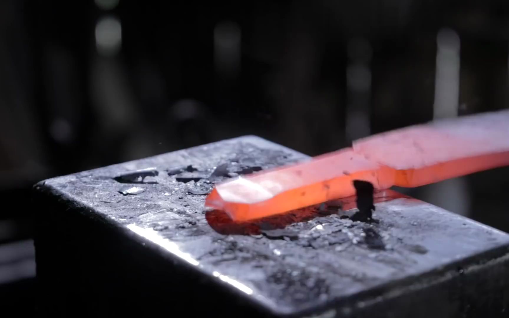 【中英字幕】伊利亚手把手教你正确地锻刀!(整体篇)You Can Forge a ...