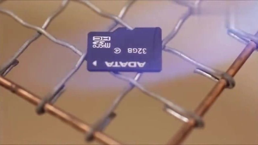 小小身材作用大,32G内存卡拆开之后才知道它有多精密