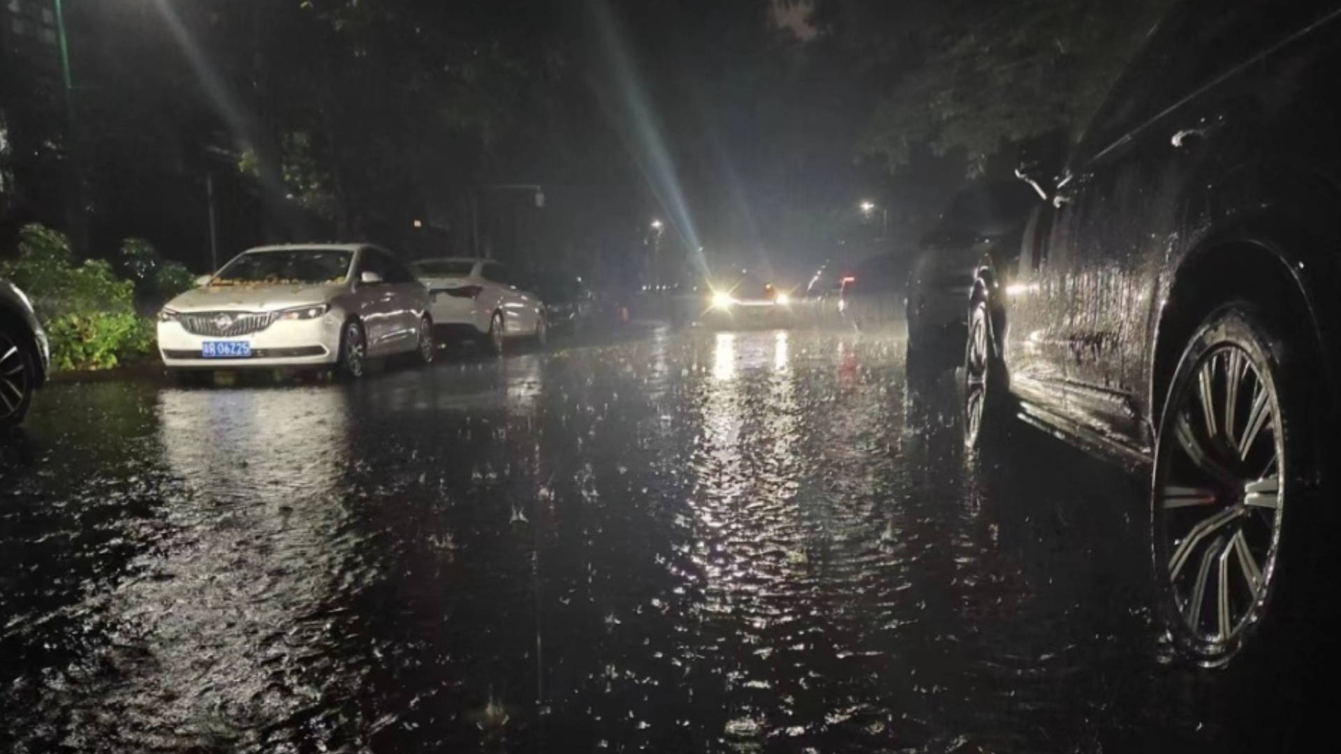 南方大范围降水过程"上线"!局地有分散性暴雨!