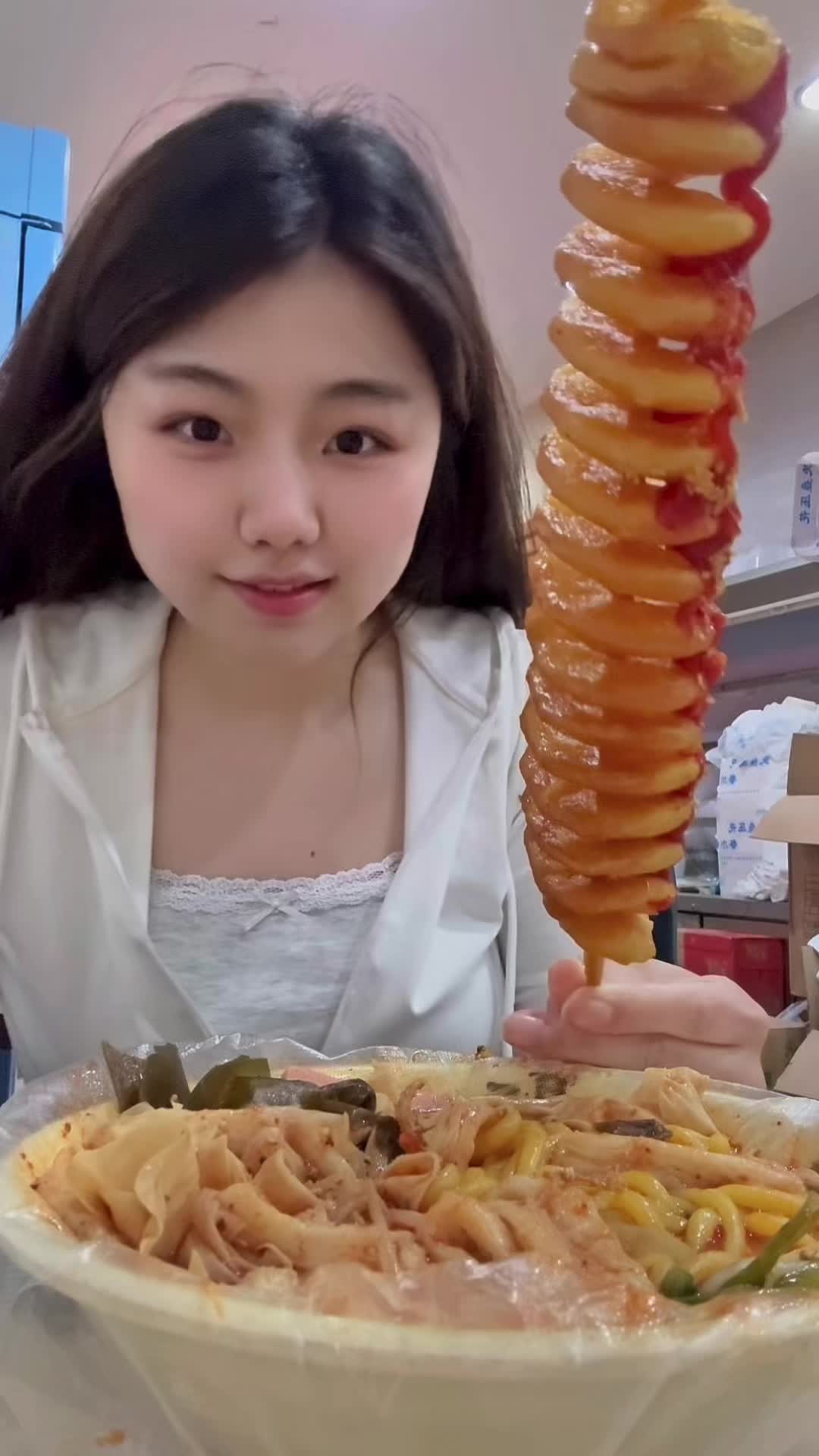 这麻辣烫被资本做局了 #妈呀太香了 #麻辣烫 #刘文祥麻辣烫 #炸串