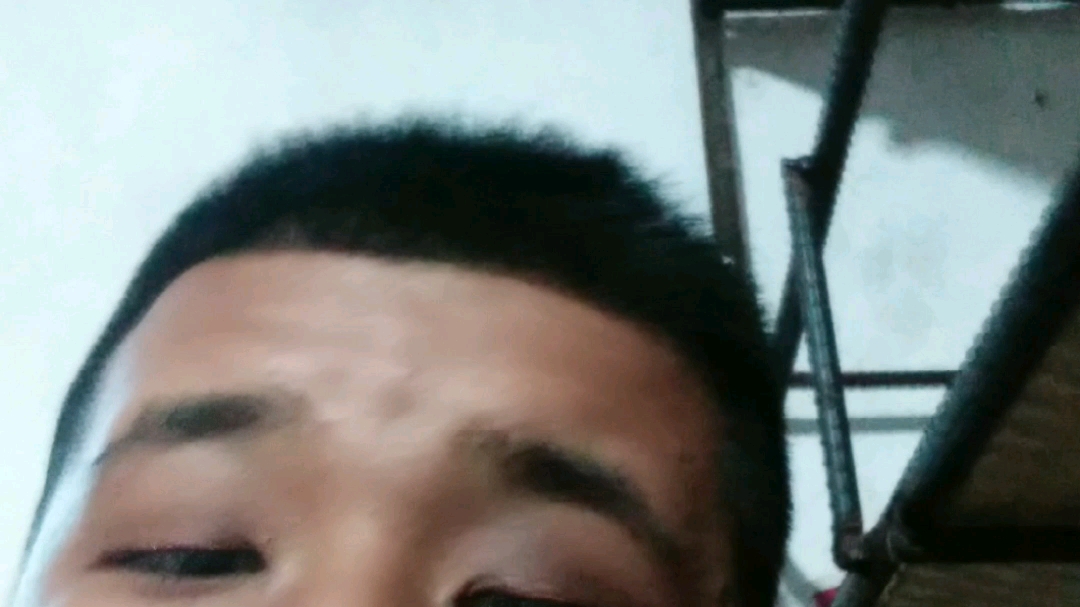 东楼啊,你是真弱智假弱智啊,造谣都会造,一听就穿帮的事儿,稍微查一下...