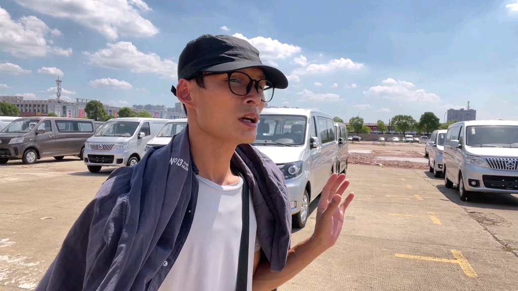 长安睿行M90小轻客试驾 ,看是否适合做床车露营车