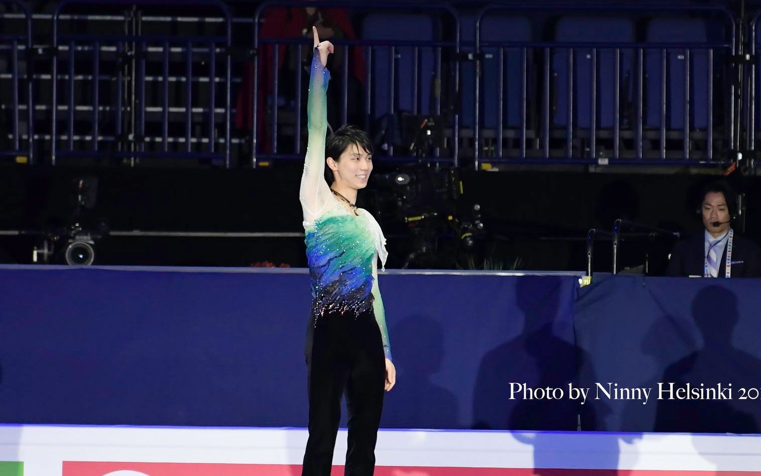 【羽生结弦】2017WC后台360(Backstage 360)羽生结弦cut