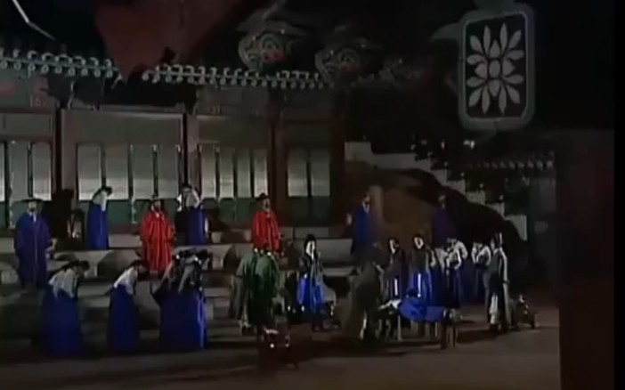 韩国宫女宫廷杖刑,太狠了!