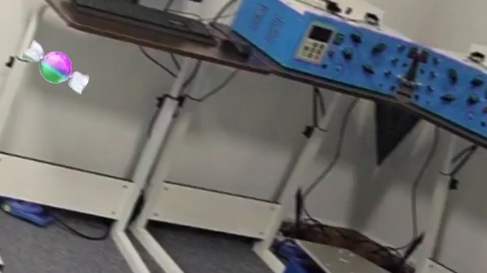 电磁式振动台实验室展示