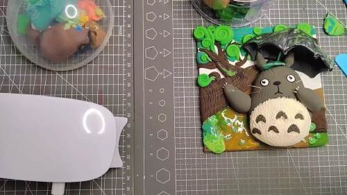 这是一龙猫粘土插画的制作过程分享