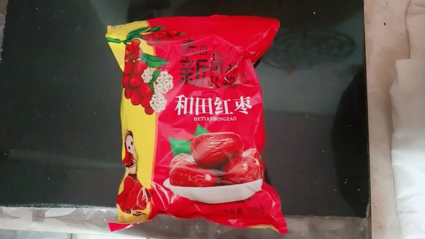 红枣桑葚泡水喝好处多多