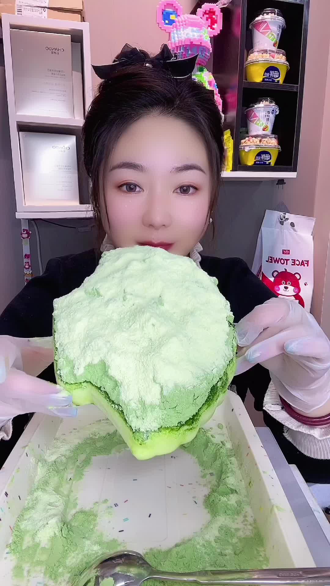 ...豆浆粉ߘ� 青汁我吃就是青草味,干吃的话,微甜和果蔬带甜味,冲水喝...