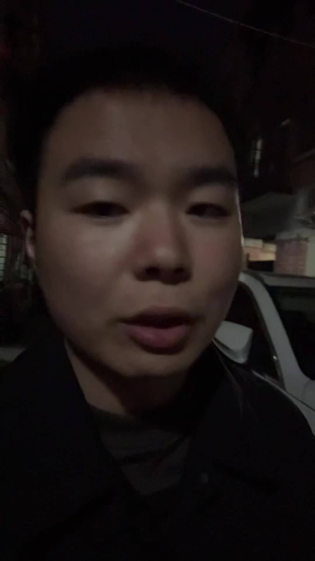 ...也很好奇到底是谁举报了陈震! 纳税是每个公民的义务。#陈震偷税漏税